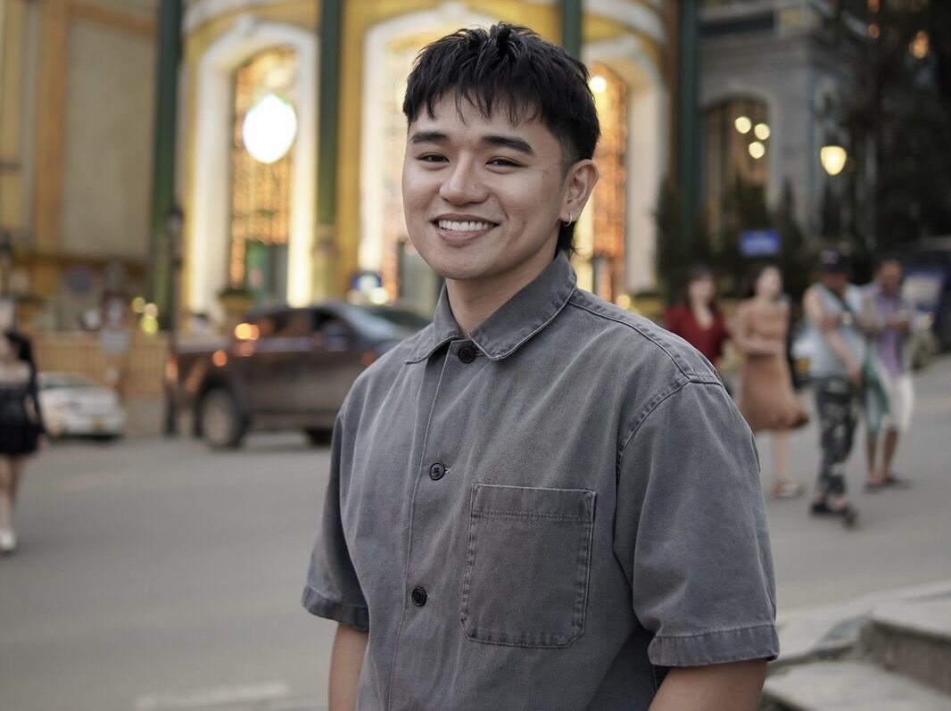 Vilmark Honors His Mom In Latest Single “Sa Piling Mo Lang” - V81 Radio